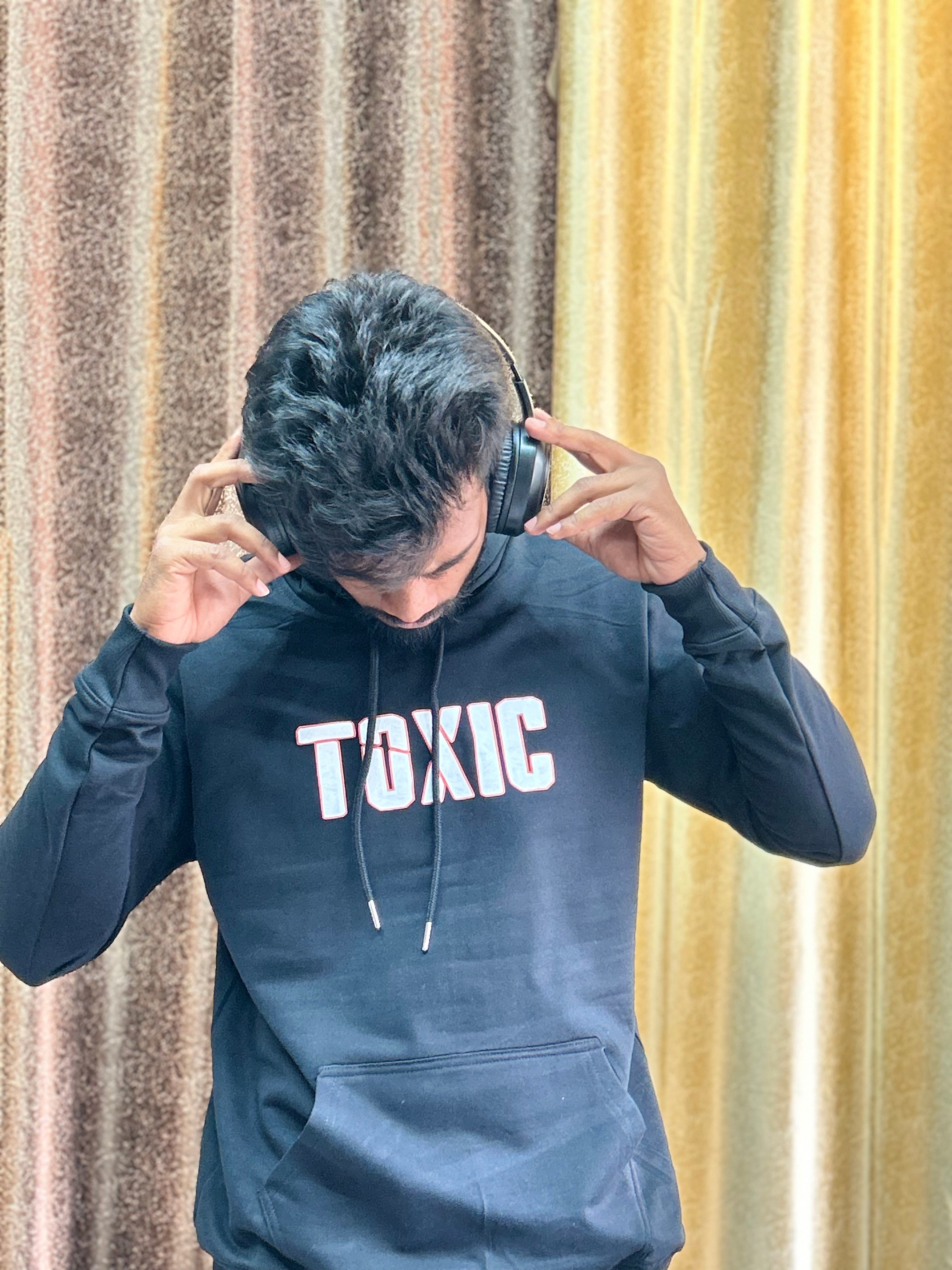 Toxic Black Hoodie – PAVIK